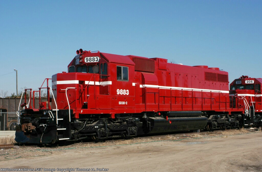 HHLC 9883 SD38-2